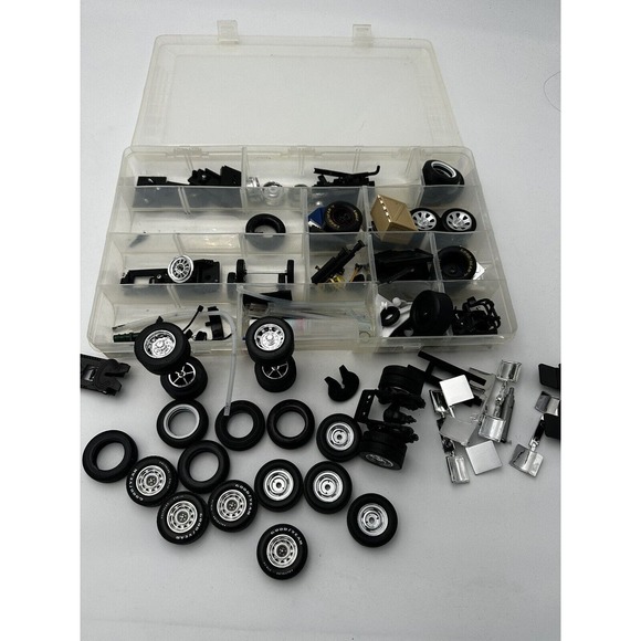 AMT | Toys | Amt Revell Monogram Truck Parts Lot Junkyard 24 125 Semi ...